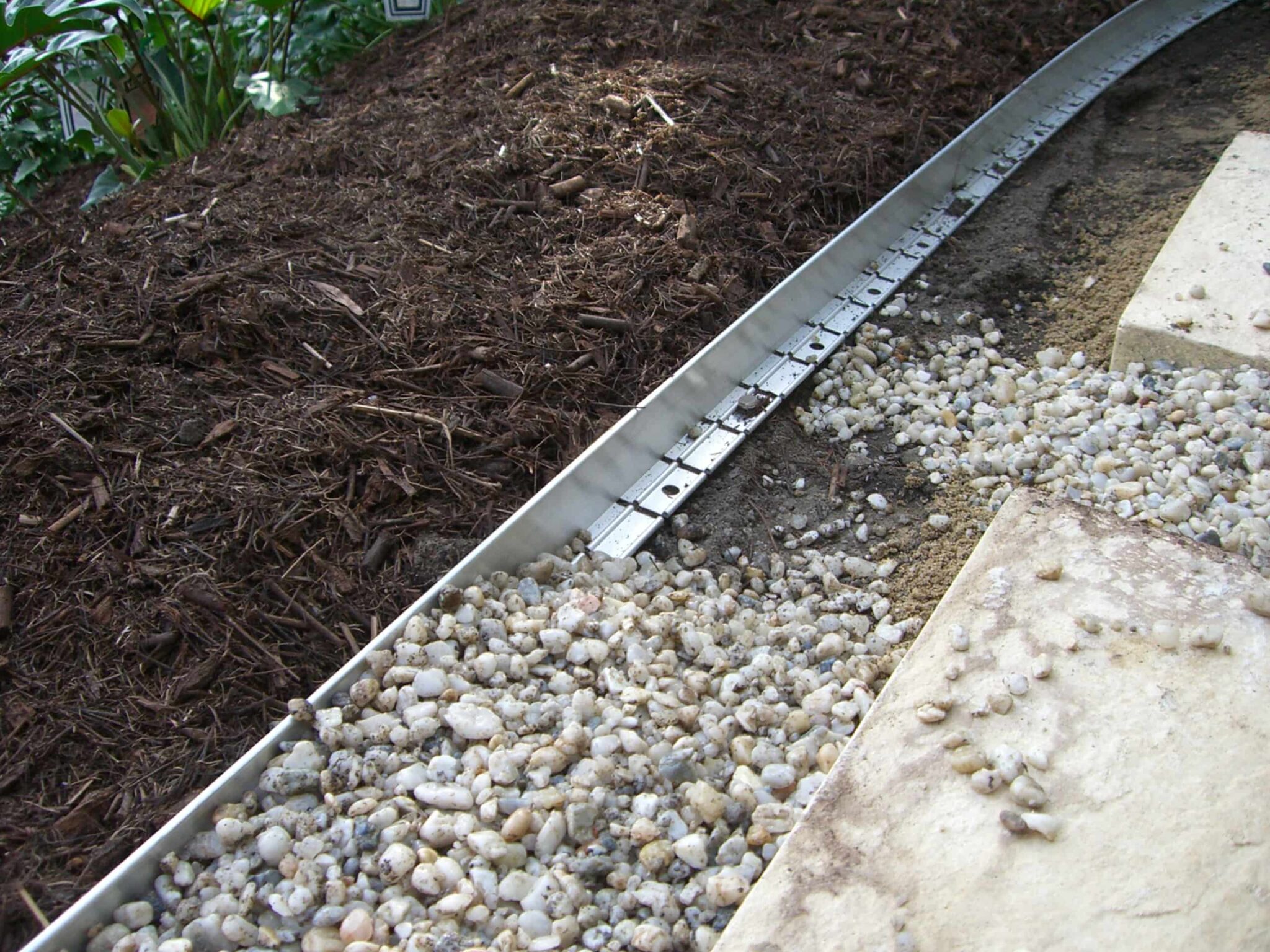 Strol - Garden Landscape Edging Products